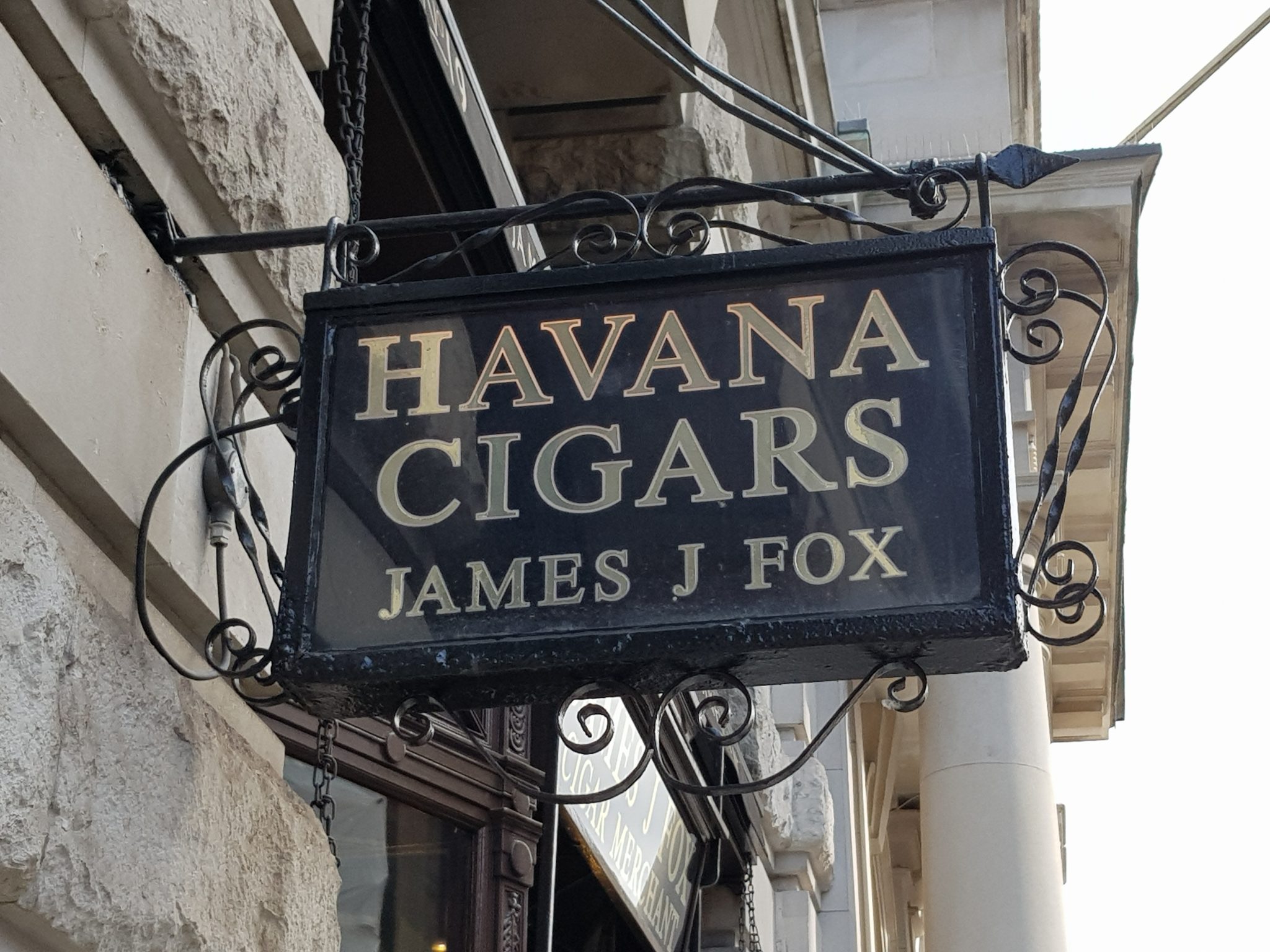 Winston Churchill's Cigars: A Puff of History and Tradition - London ...