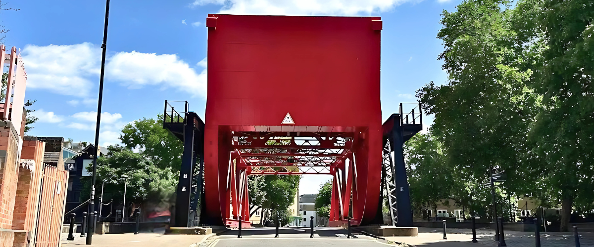 The Surrey Docks Bascule Bridge — Rotherhithe’s Rolling Lift Relic ...