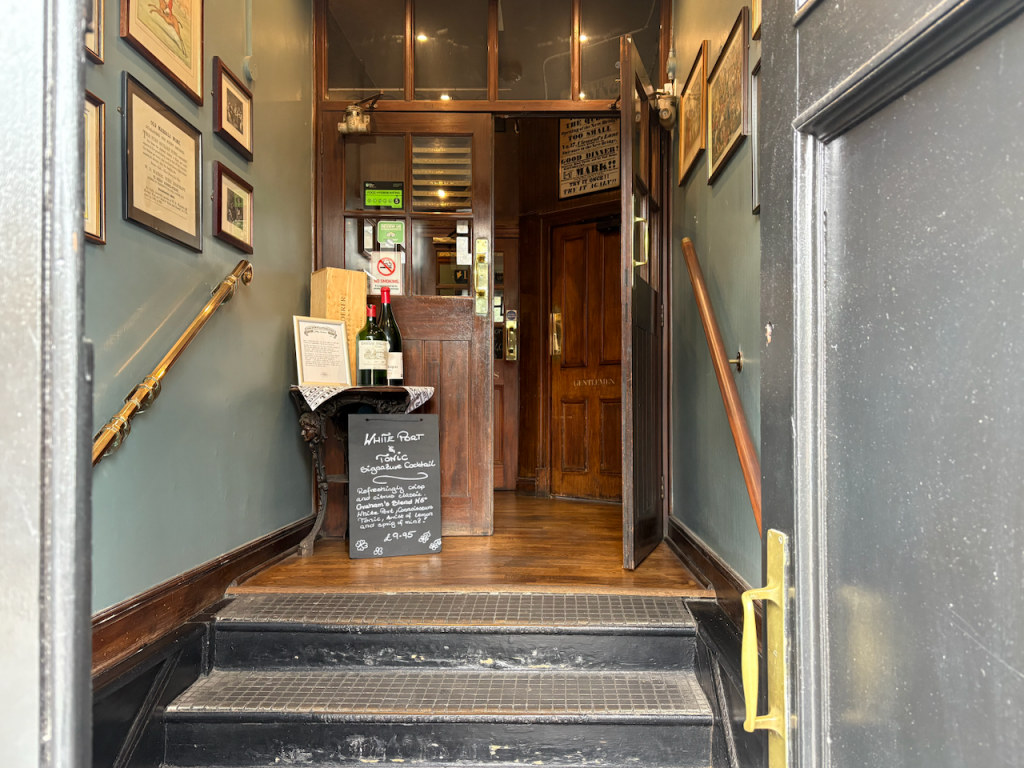 The Boot and Flogger: A Comprehensive Guide - London Guided Walks